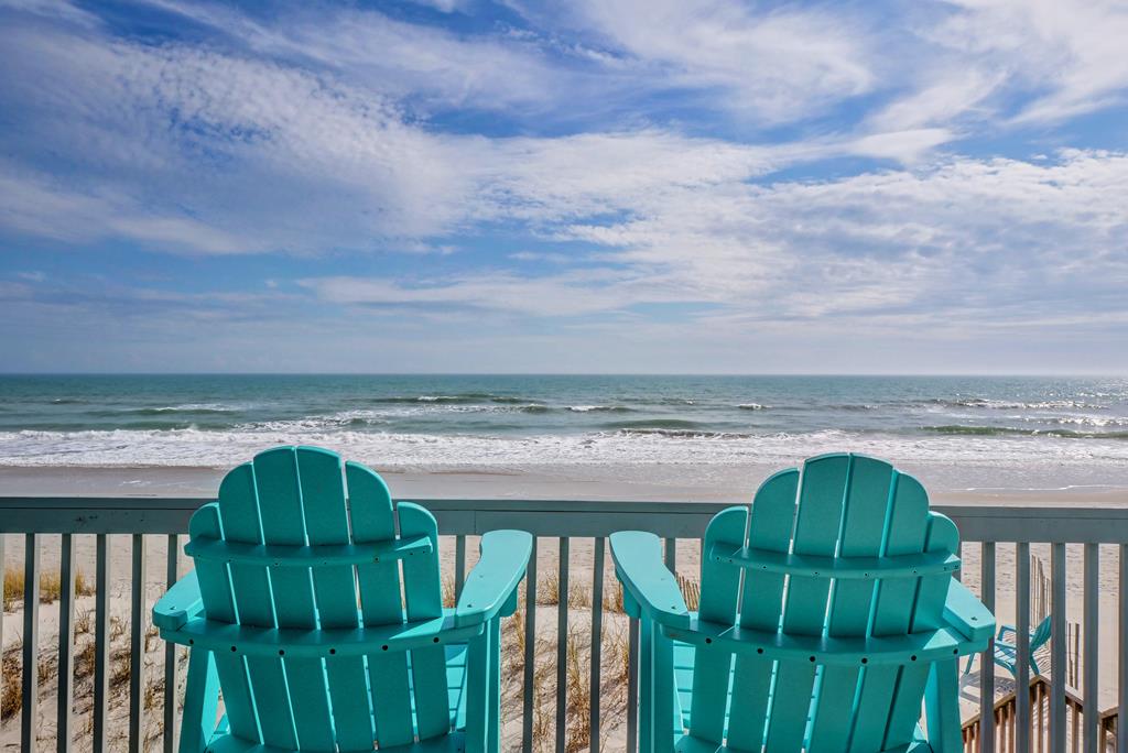 1332 South Shore Dr - Lazy Susan's | Oceanfront Vacation Rental